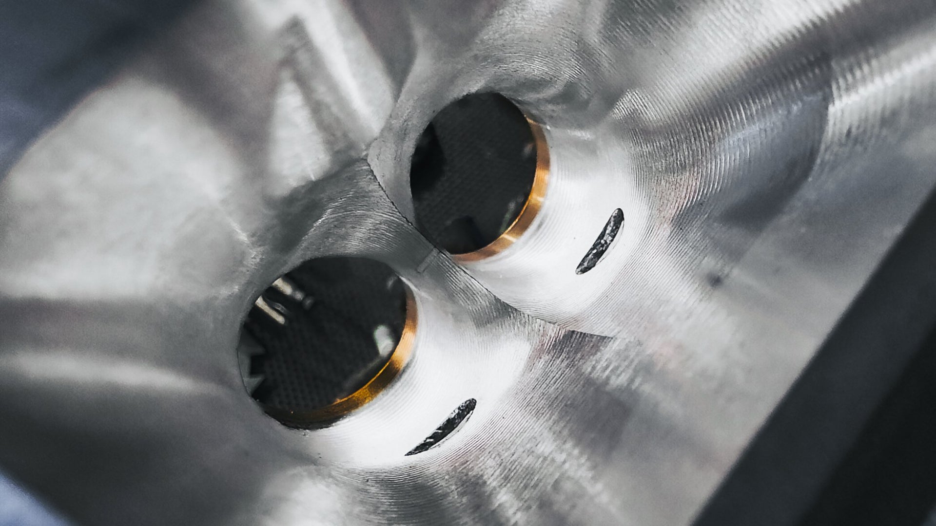 1.4 TSI EA111 - CNC Cylinder Head Porting Service