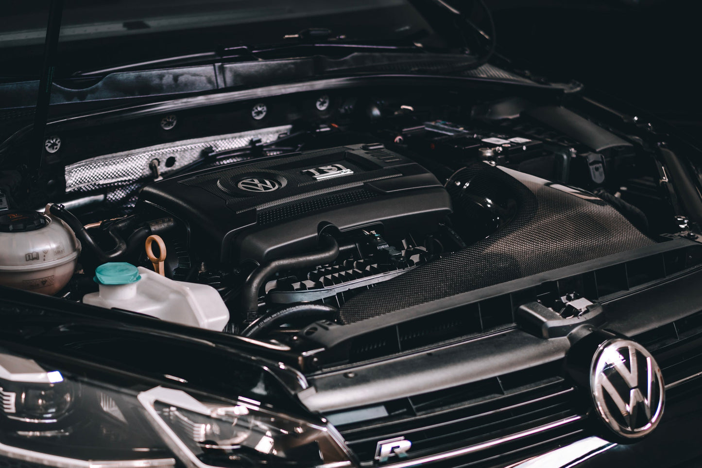 Full Carbon Direct Cold Air Intake for VW Golf MK7.5 - 2.0 TSI EA888 G